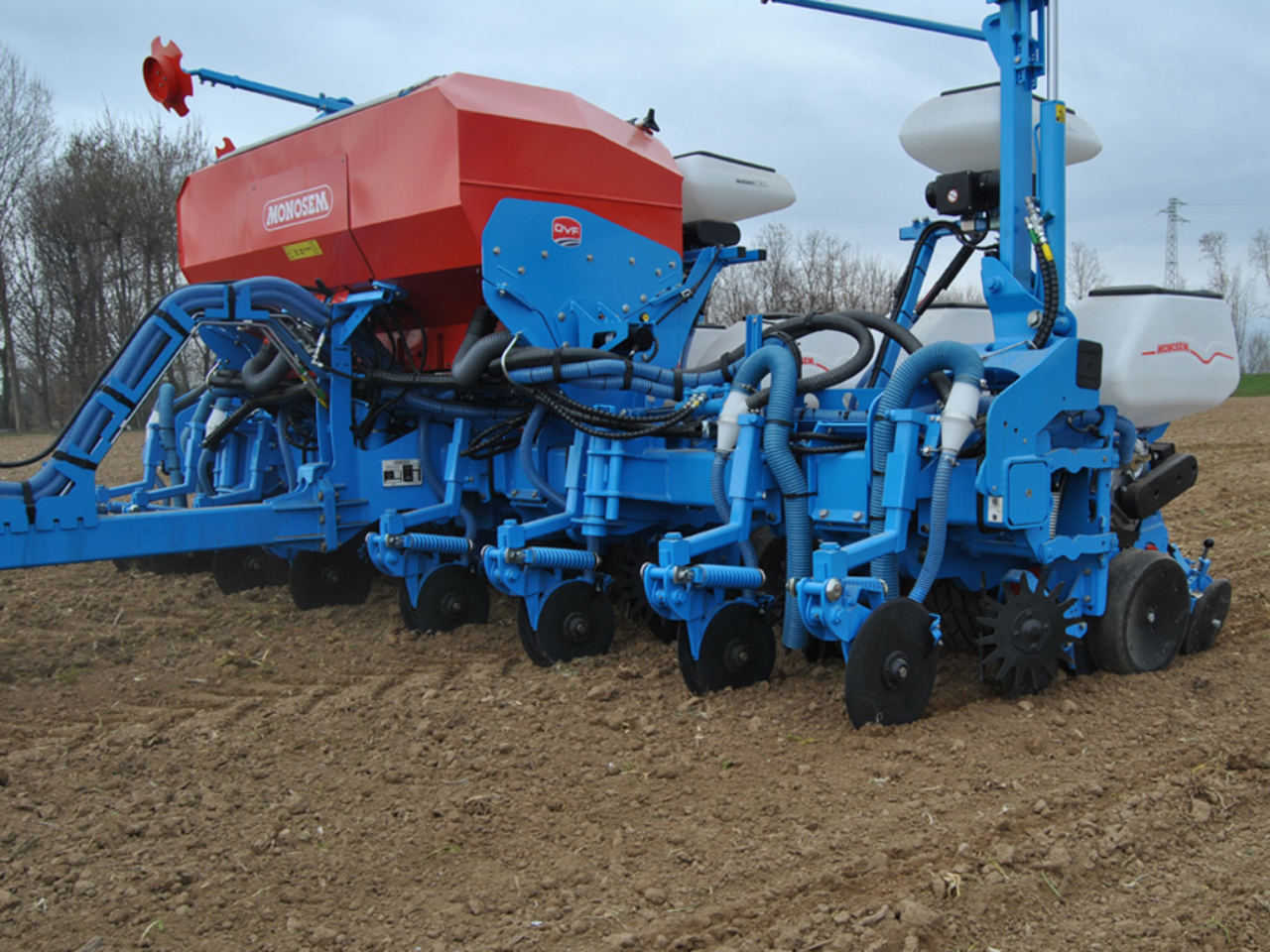 Monosem Monoshox WingFold NX ME, precisione elettrica - L'Informatore ...