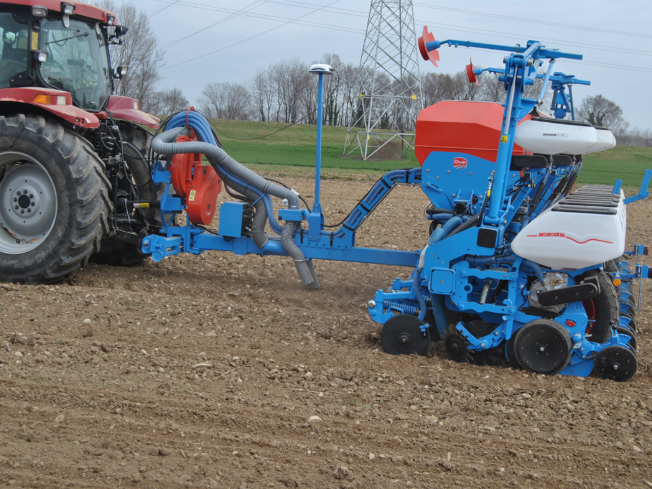 Monosem Monoshox WingFold NX ME, precisione elettrica - L'Informatore ...