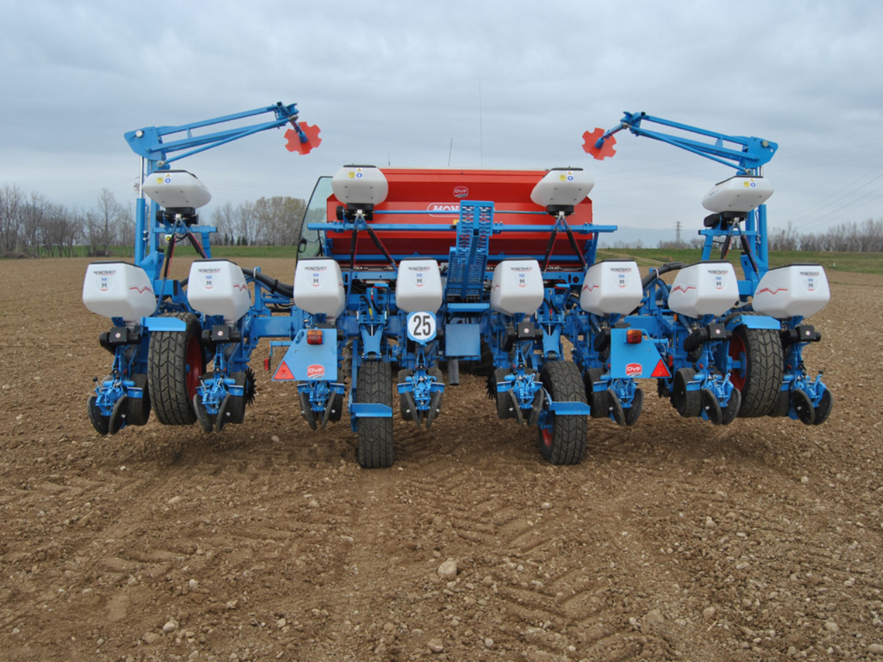 Monosem Monoshox WingFold NX ME, precisione elettrica - L'Informatore ...