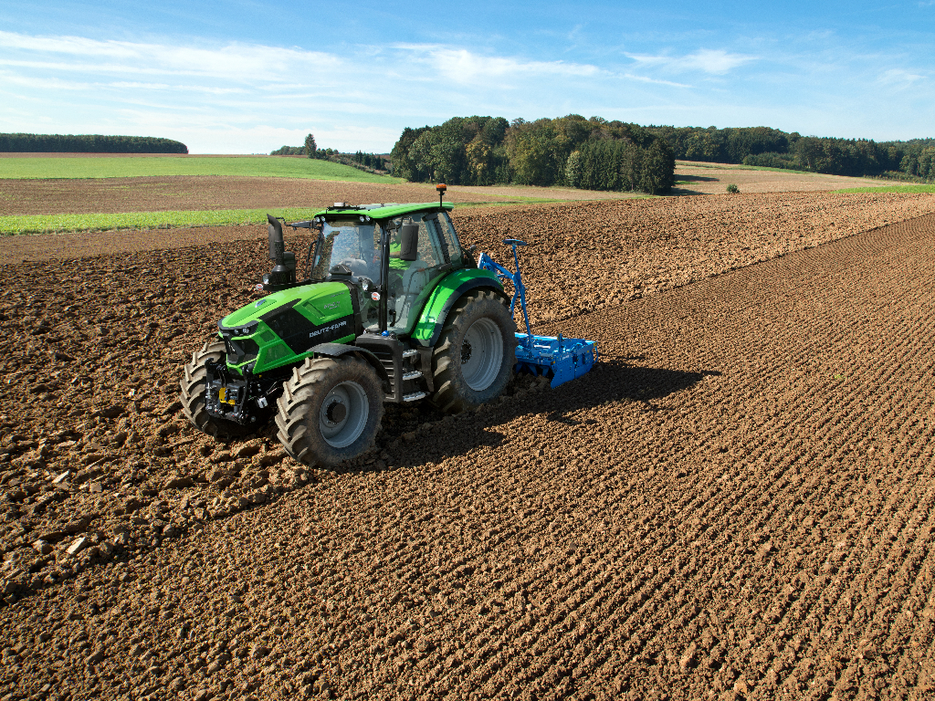 SDF: in arrivo i nuovi trattori a 4 cilindri Deutz-Fahr Serie 6.4 - L ...