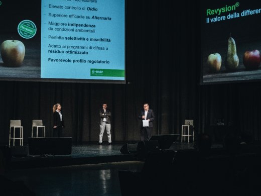 Difesa di frutta e vite, si presenta Revysion - L'Informatore Agrario