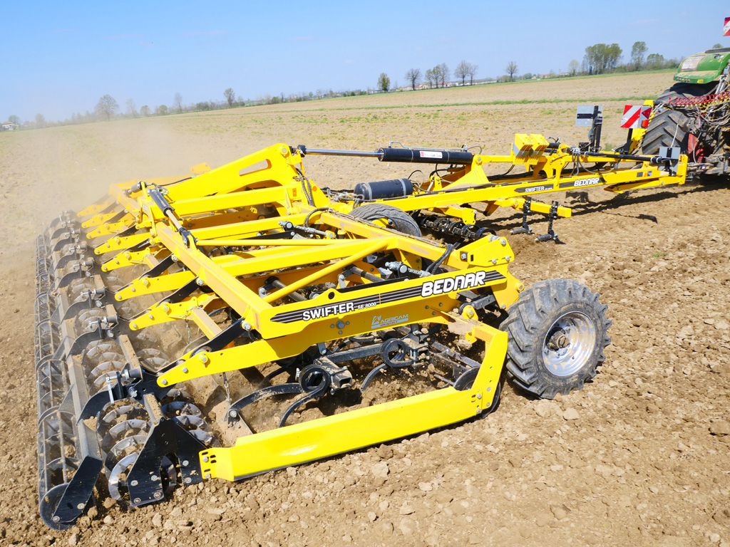 Bednar Swifter SE 8000, filosofia da grandi estensioni - L'Informatore Agrario
